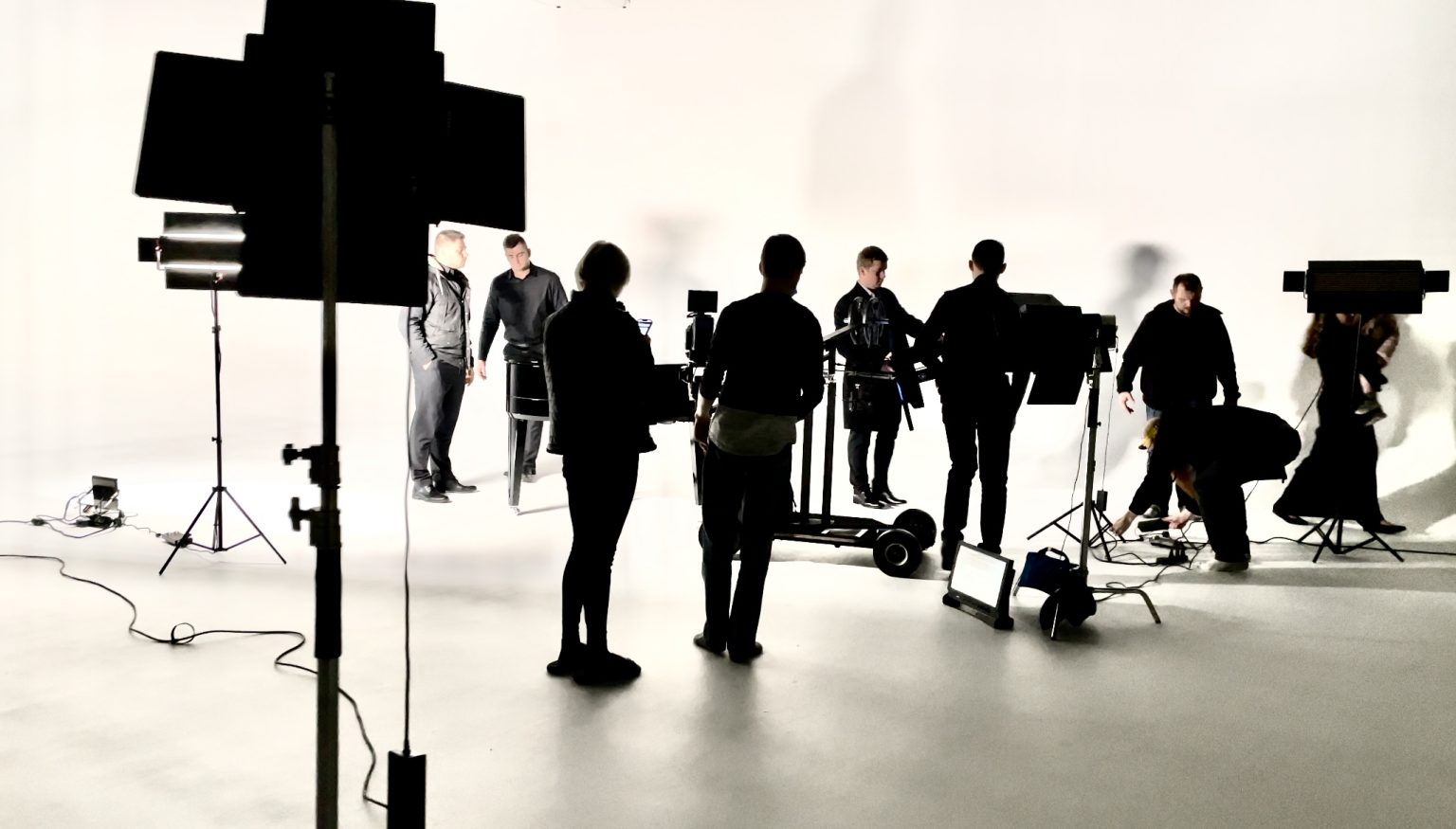 Full Scale - Studio Production Crew (Multi Camera Shoot) - Shoots.video